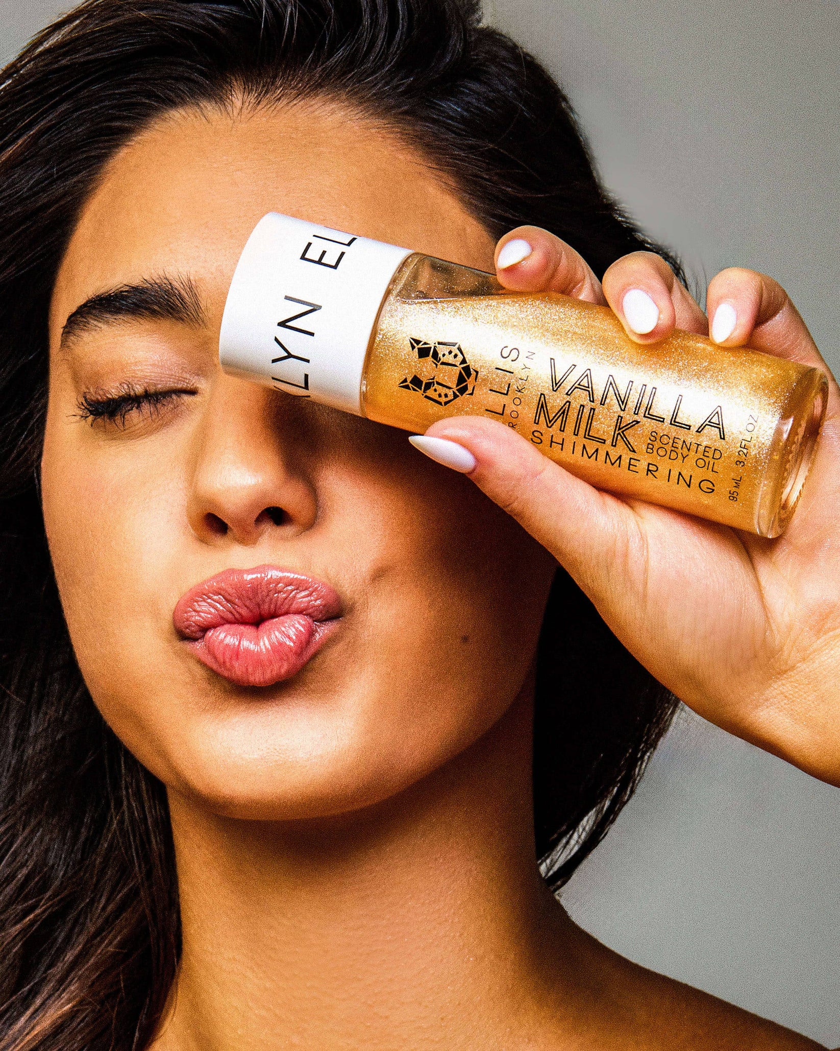 VANILLA MILK Shimmering Scented Body Oil – Credo