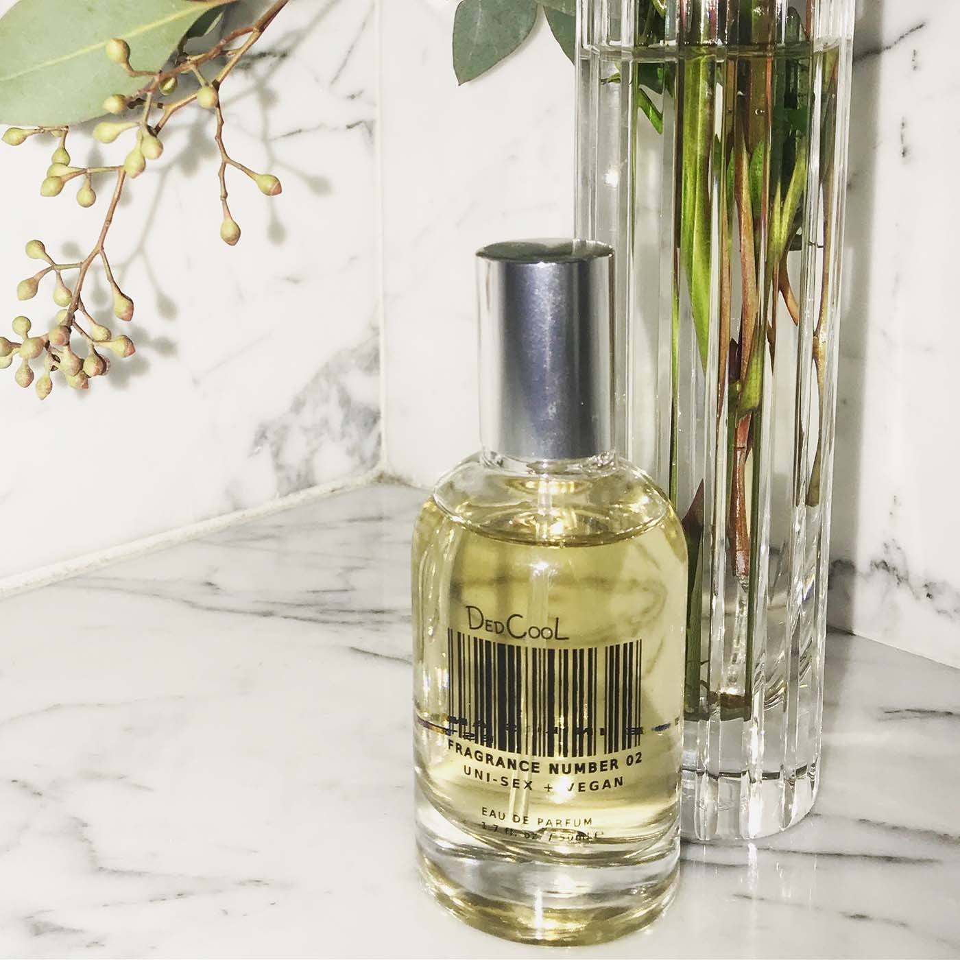 DedCool Fragrance 02: Juniper/Sandalwood | Credo